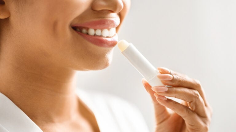 Chapped Lips No More: 10 Simple Hacks for Perfectly Smooth Lips - The ...