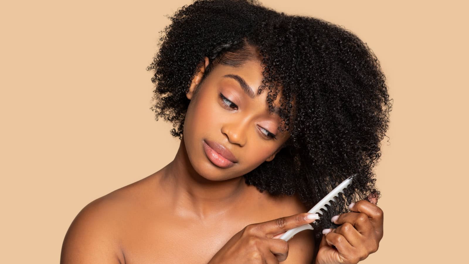 Mastering Curly Hair: Tips for Perfect Curls Every Day - The Queen Zone