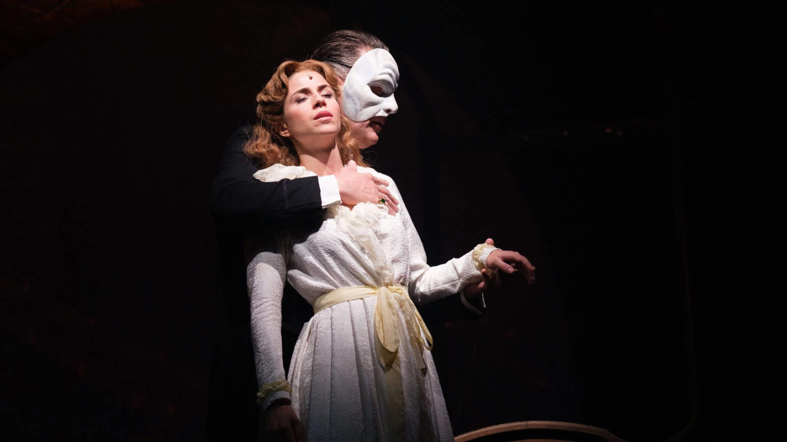 15 Compelling Reasons to Fall in Love with Opera (and 10 Operas to Jump ...