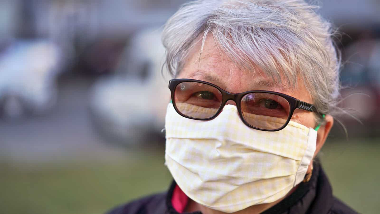 Face Masks in 2025: Why They Still Matter for Public Health - The Queen ...