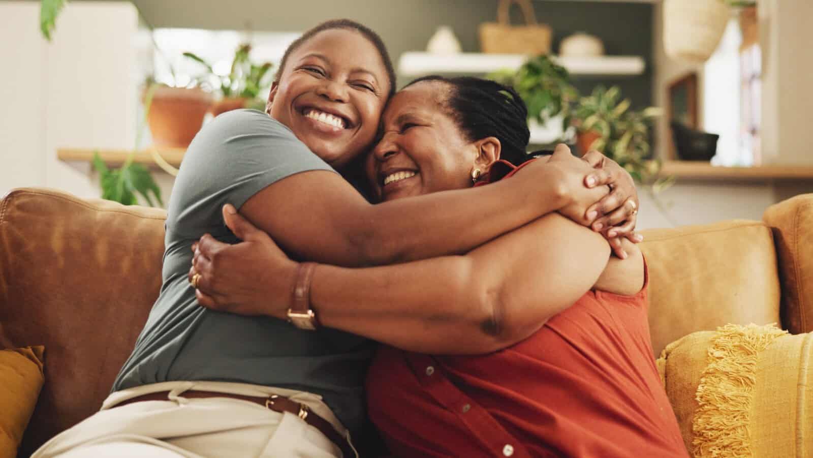 Are Humans The Only Ones Who Hug? And Why We Need A Hug. - The Queen Zone
