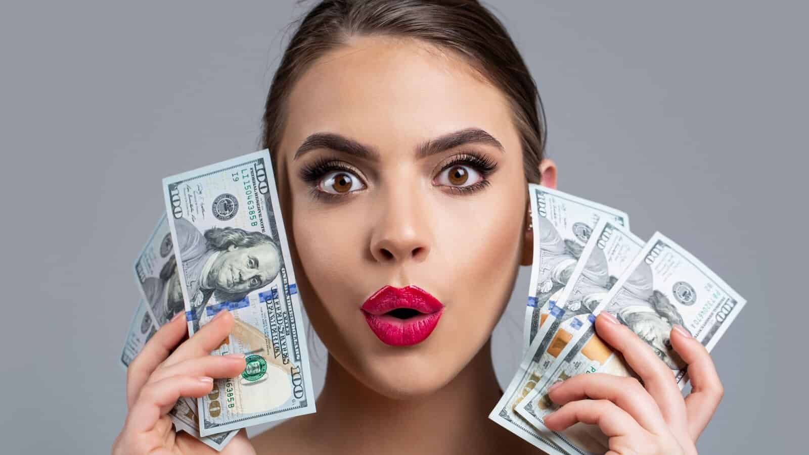 5 Money Myths Women Need to Stop Believing - The Queen Zone