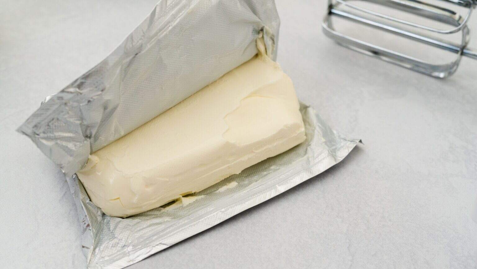 11 Surprising Moments in Cheesecake History: From Ancient Greece to ...
