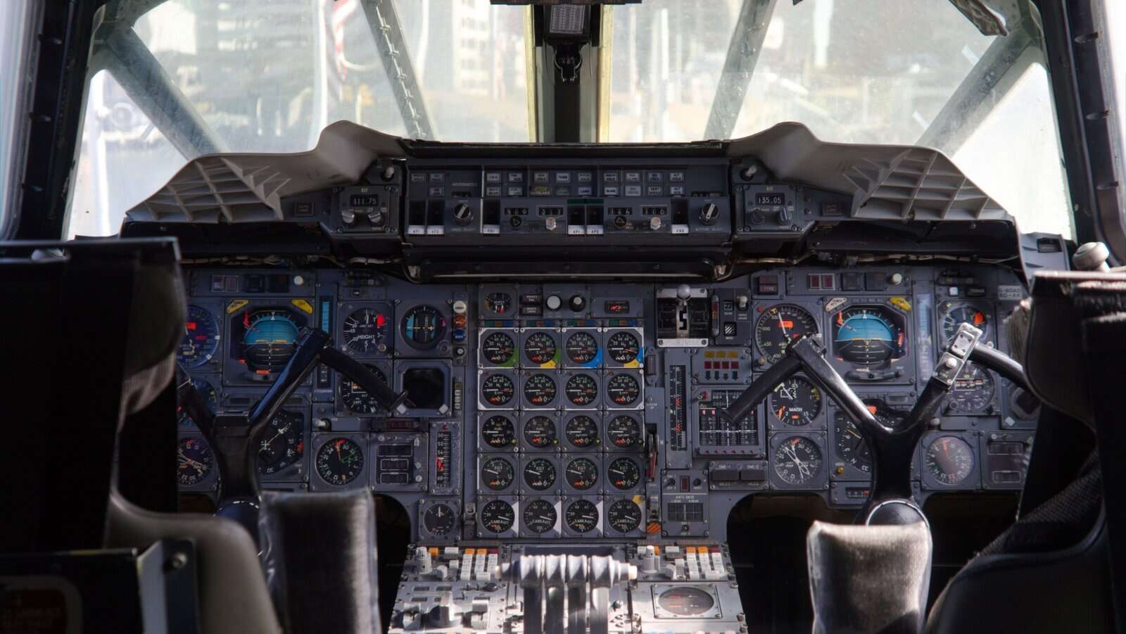 Why Supersonic Flights Vanished From Our Skies - The Queen Zone