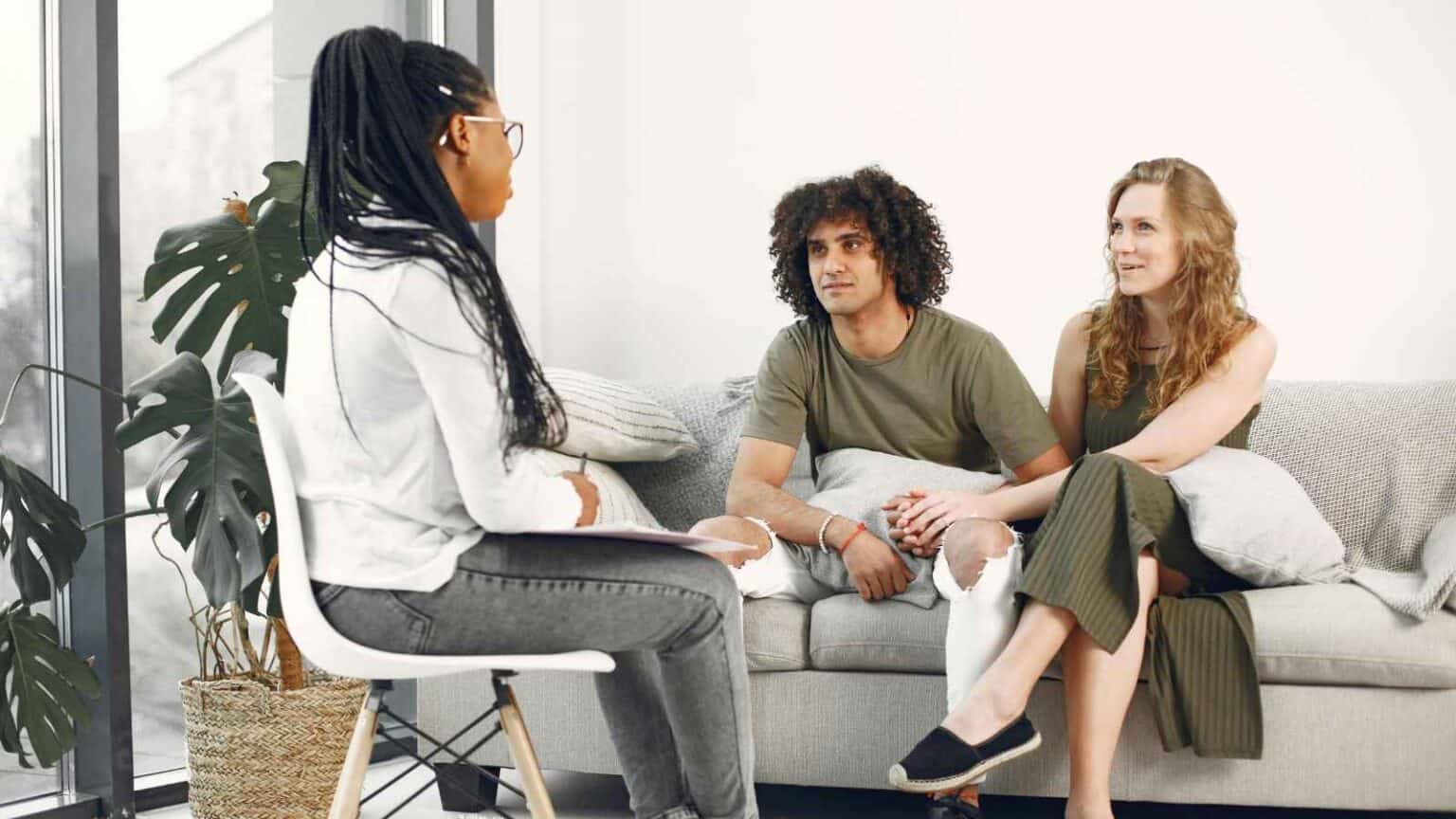 12 ways women redefine intimacy in modern relationships - The Queen Zone