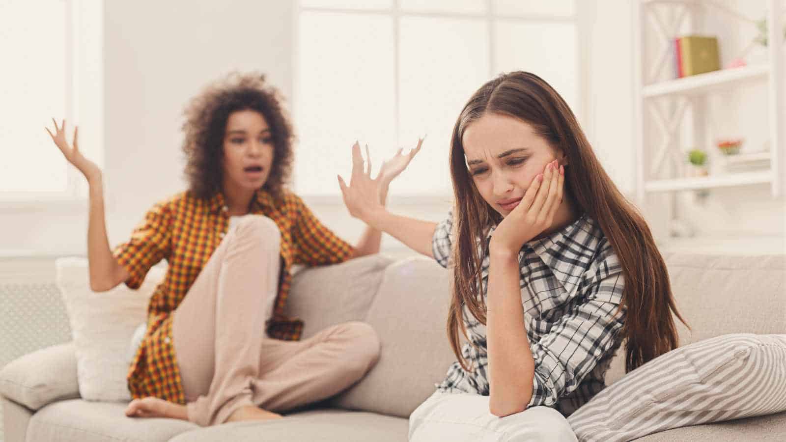 11 reasons you have no friends - The Queen Zone