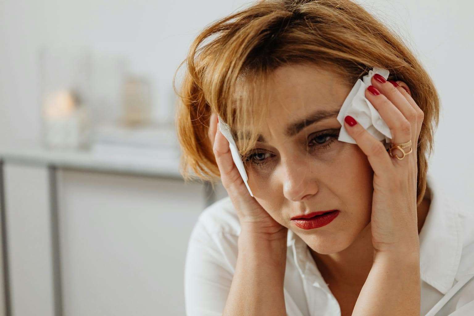 12 Things Women Obsess About That May Not Matter To Men - The Queen Zone