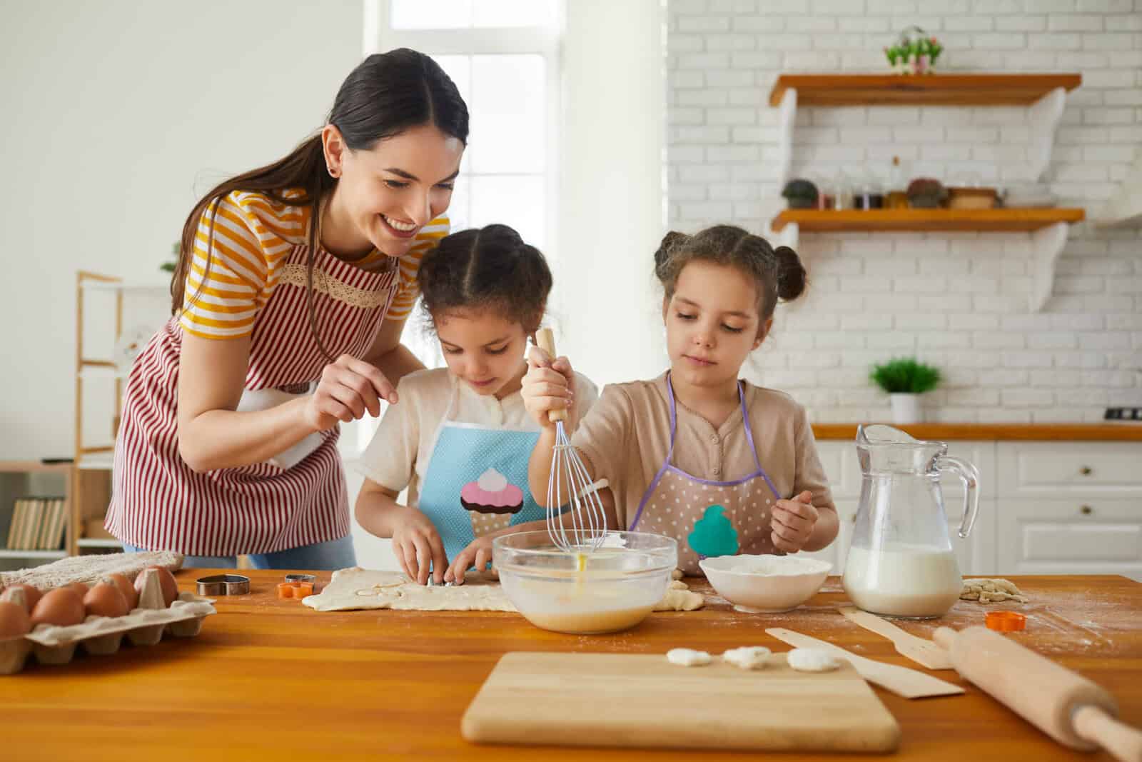 10 Things Every Mother Should Teach Her Daughter The Queen Zone