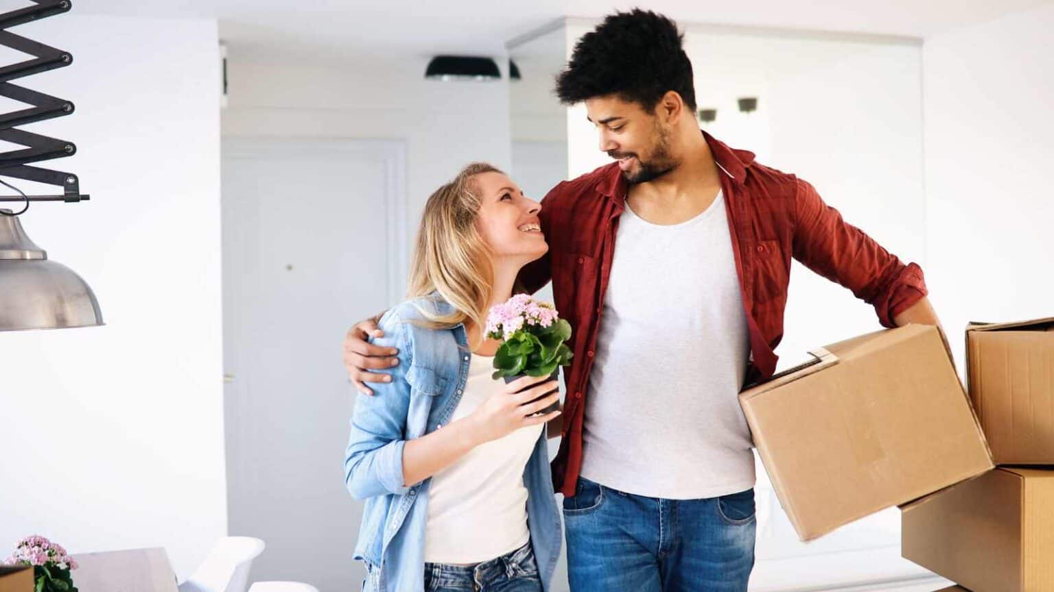 12 things a devoted husband does for his wife to show love and care ...