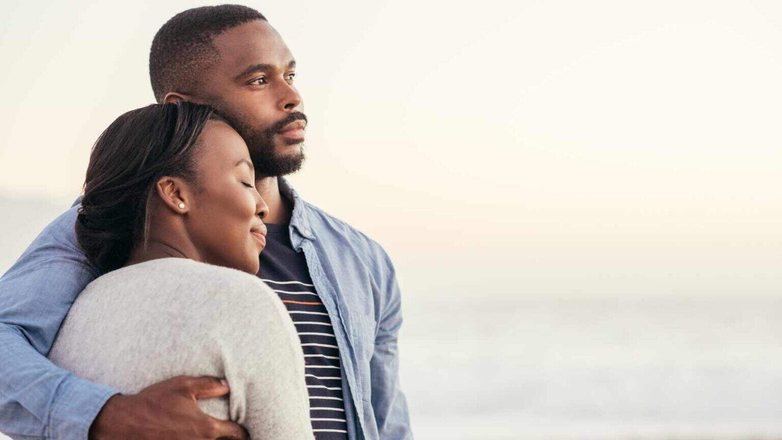 12 things a devoted husband does for his wife to show love and care ...