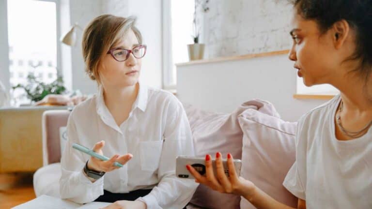 12 phrases that will instantly silence an arrogant person. - The Queen Zone