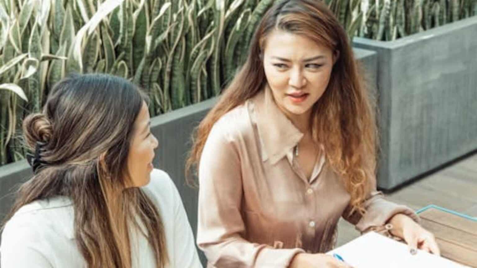 12 phrases that will instantly silence an arrogant person. - The Queen Zone