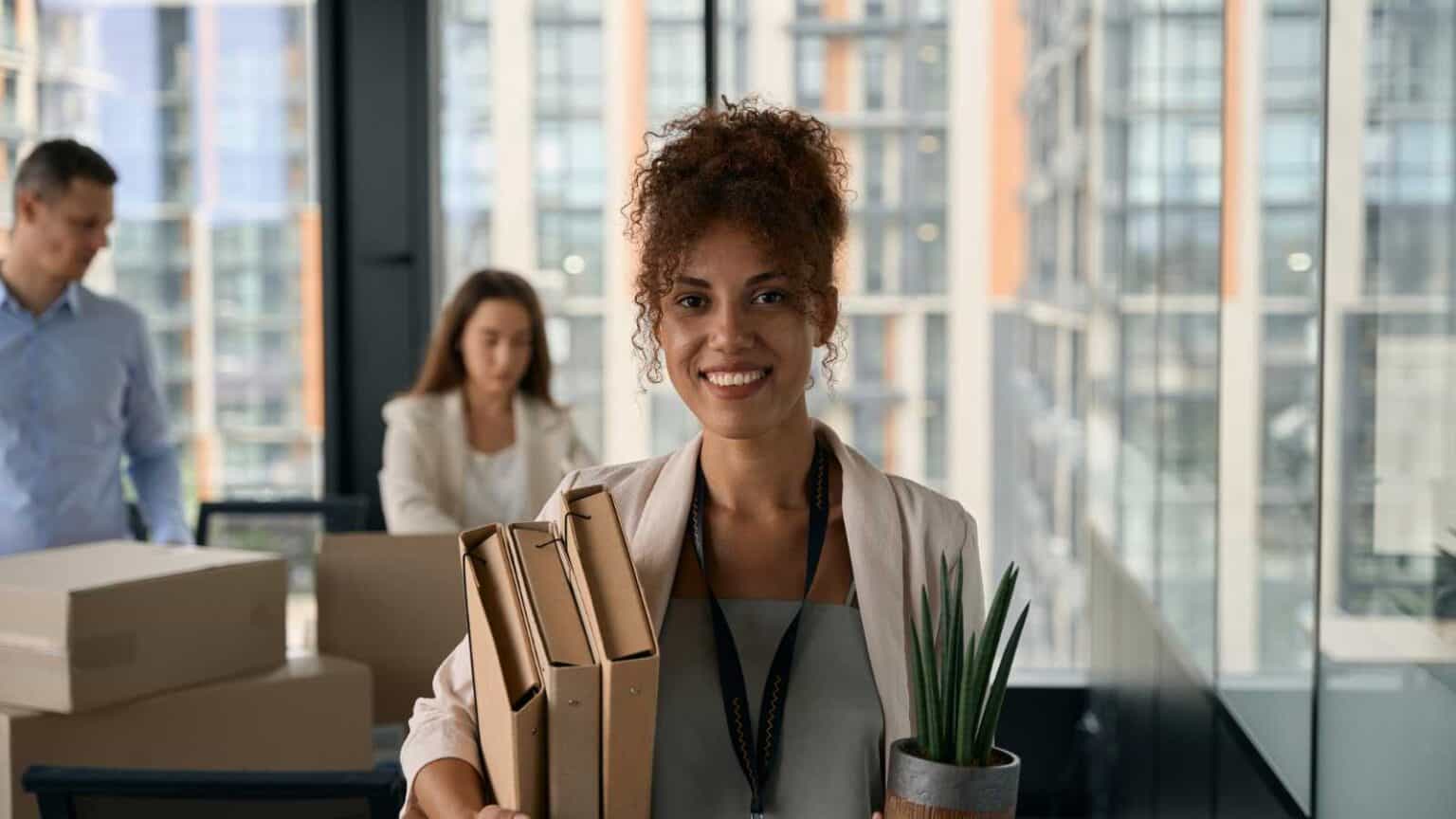 11 things to do on your first day at a new job - The Queen Zone