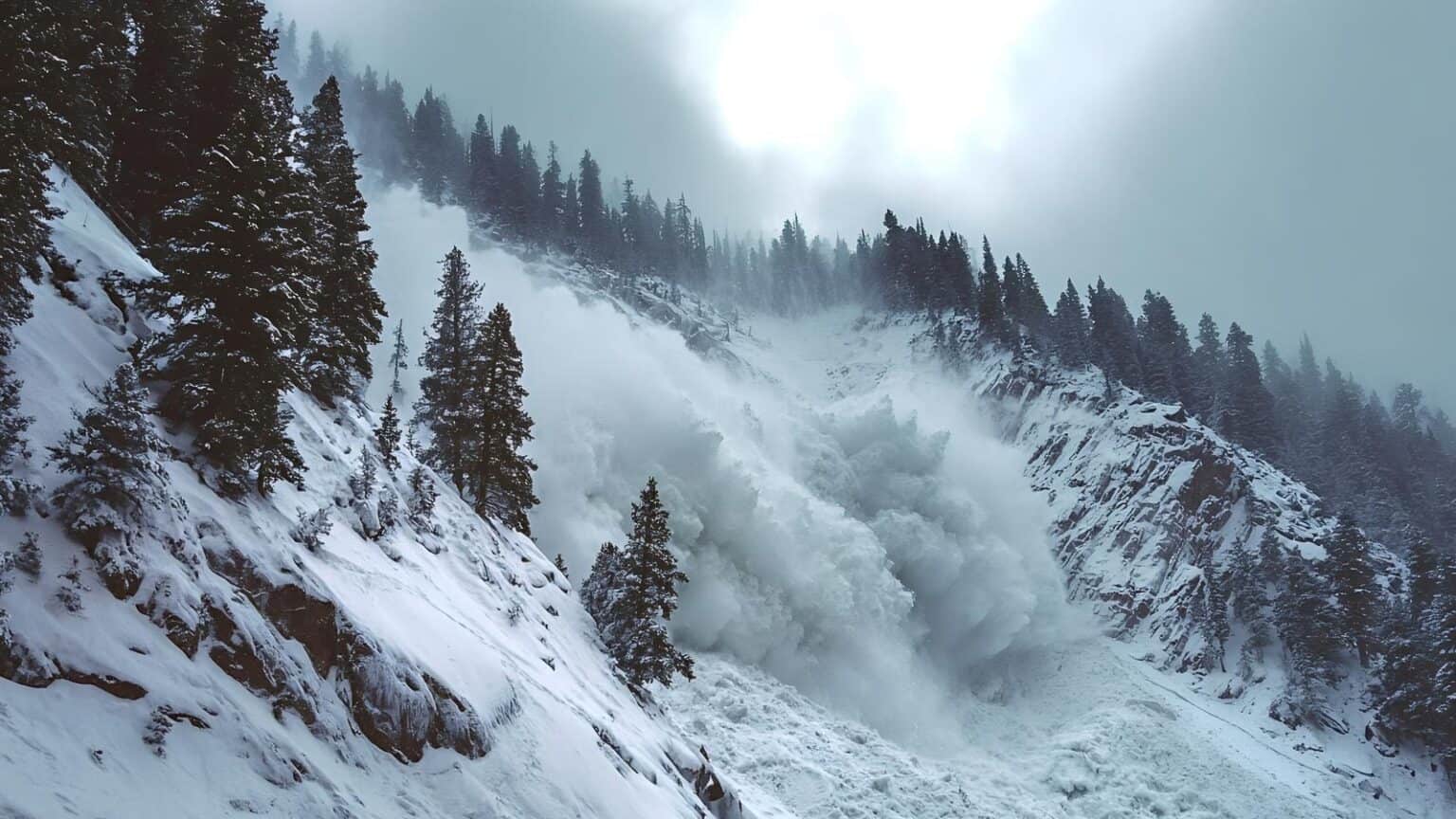 The real reason avalanches keep catching people off guard - The Queen Zone