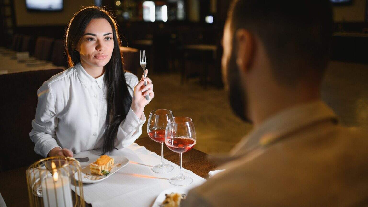 12 Ways Modern Dating Is Emotionally Exhausting - The Queen Zone