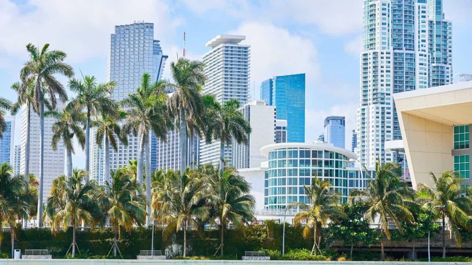 12 places in America people love to hate - The Queen Zone