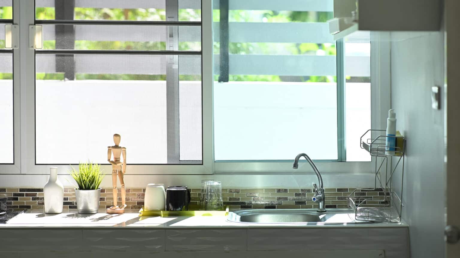 12 simple ways to keep your cat off the kitchen counters for good - The ...